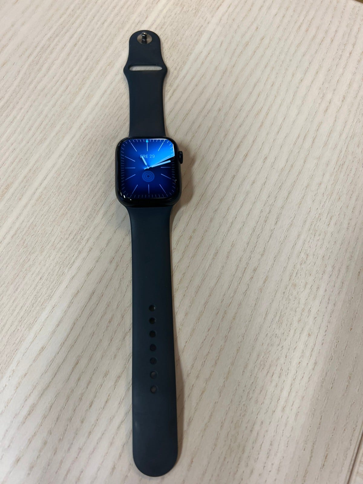 Apple Watch S9 45 mm GPS | FINN-torget
