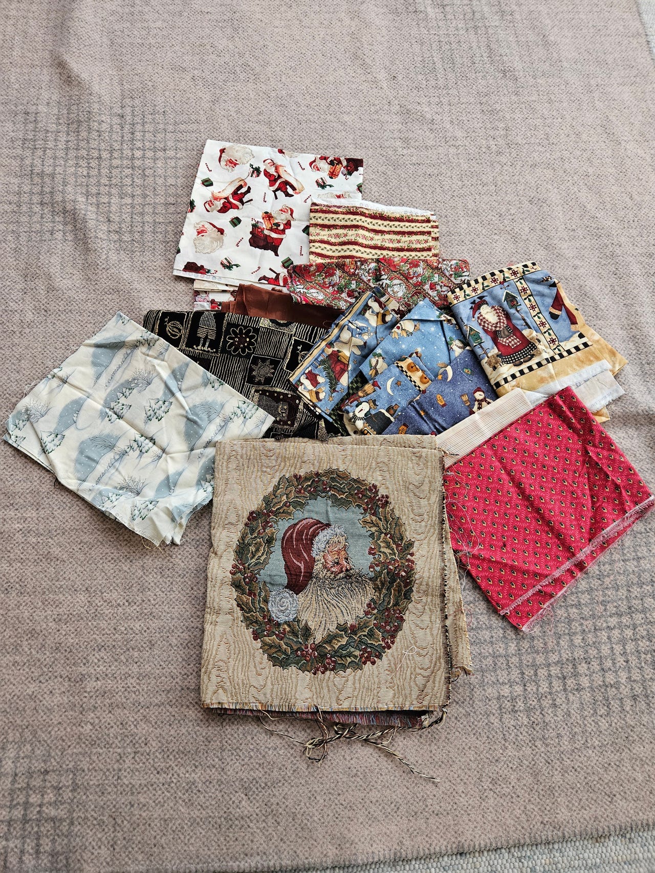 Fine juletekstiler, julestoffer 🌟 | FINN-torget