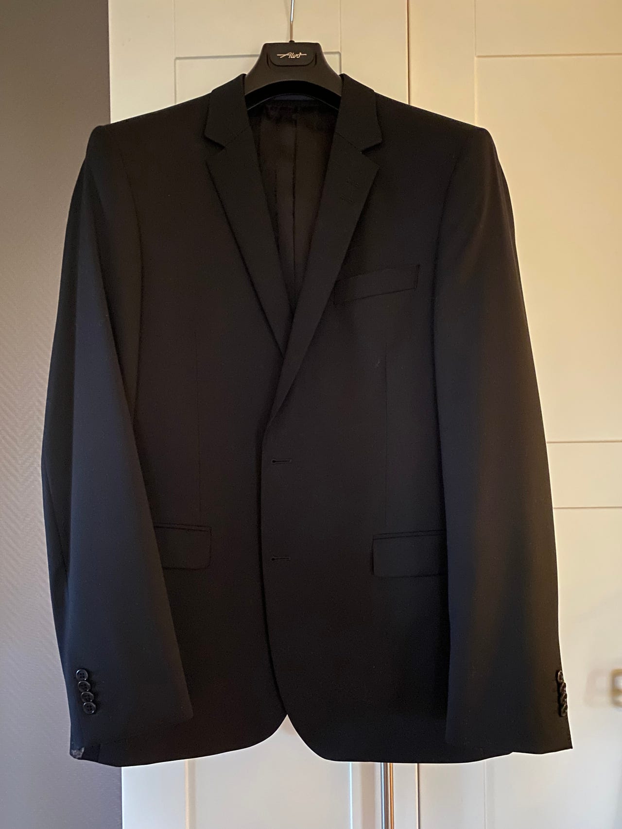 Mario Conti dress / svart / Str 54 | FINN-torget