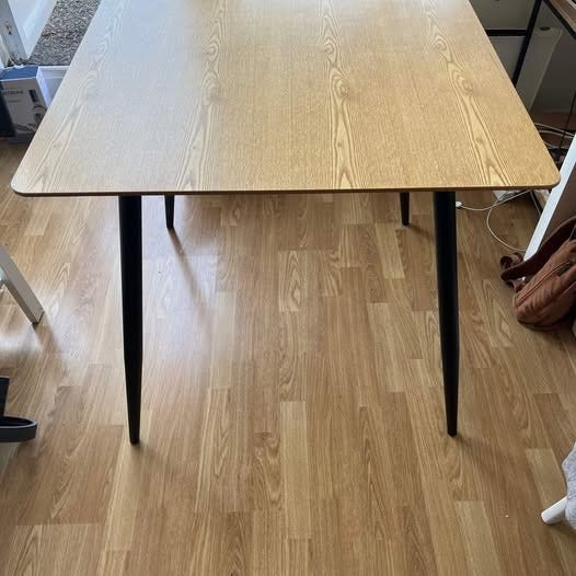Spisebord / Dining table | FINN-torget