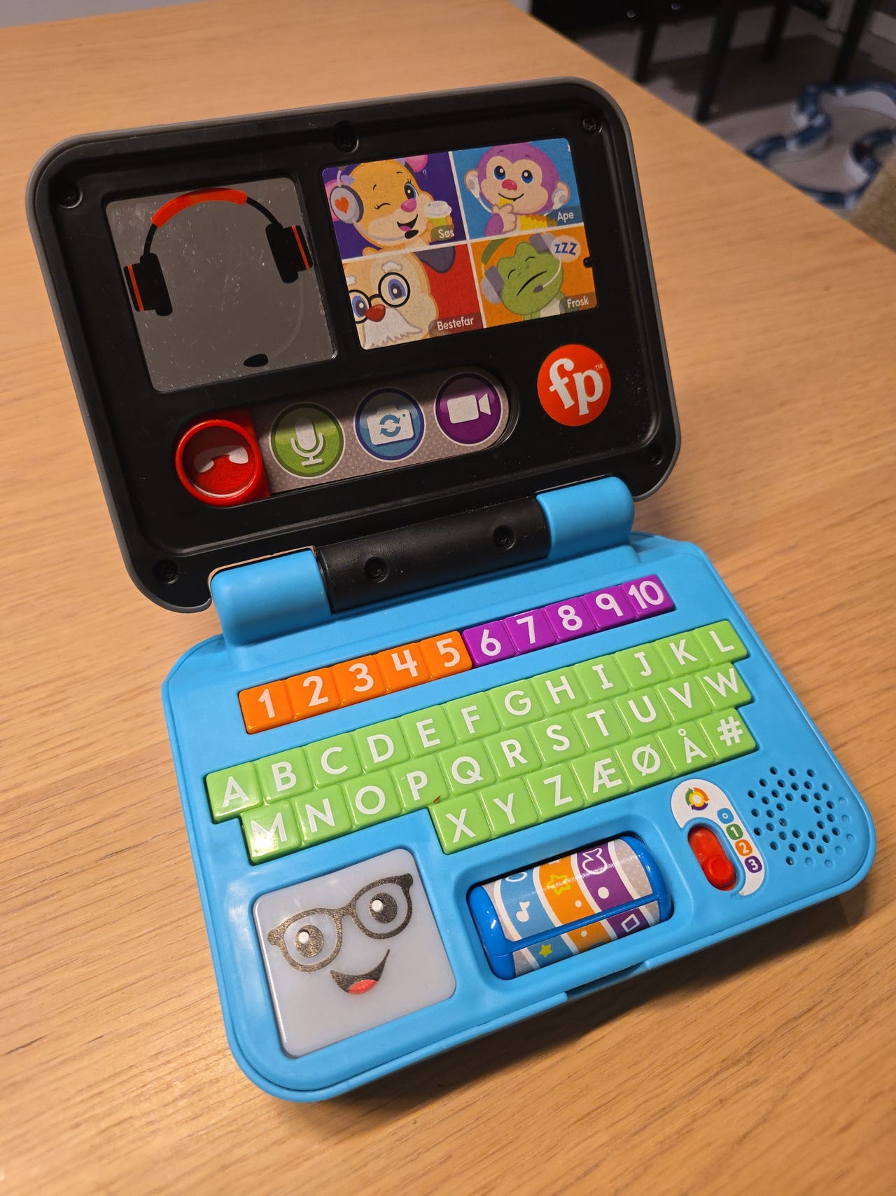 Leke datamaskin med lyd og lys | FINN-torget