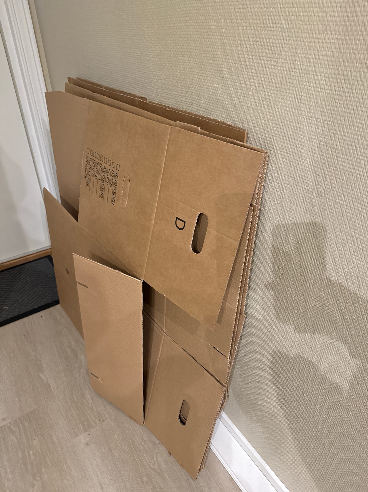 Flytteesker | FINN-torget