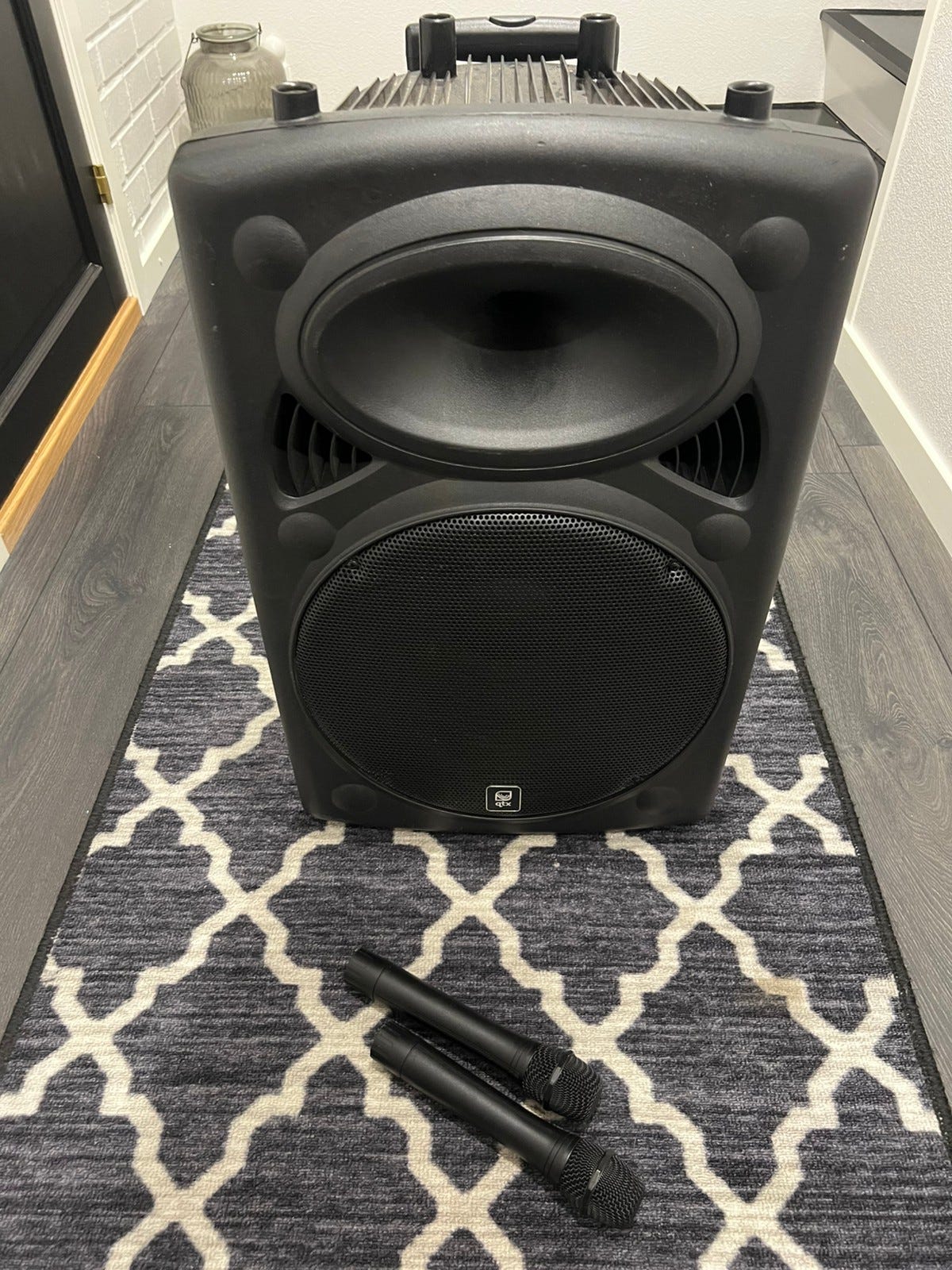 Qtx 15" karftig høytaler/karaoke. | FINN-torget