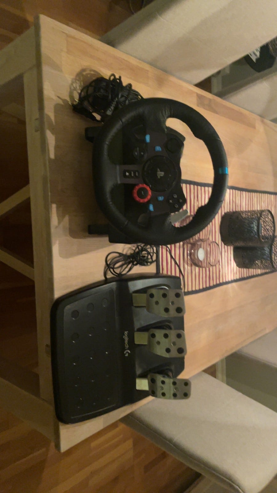 Logitech ratt og pedal | FINN-torget