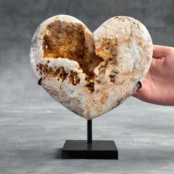 INGEN RESERVEPRIS - Fantastisk krystallkvarts Hjerte på et tilpasset ...
