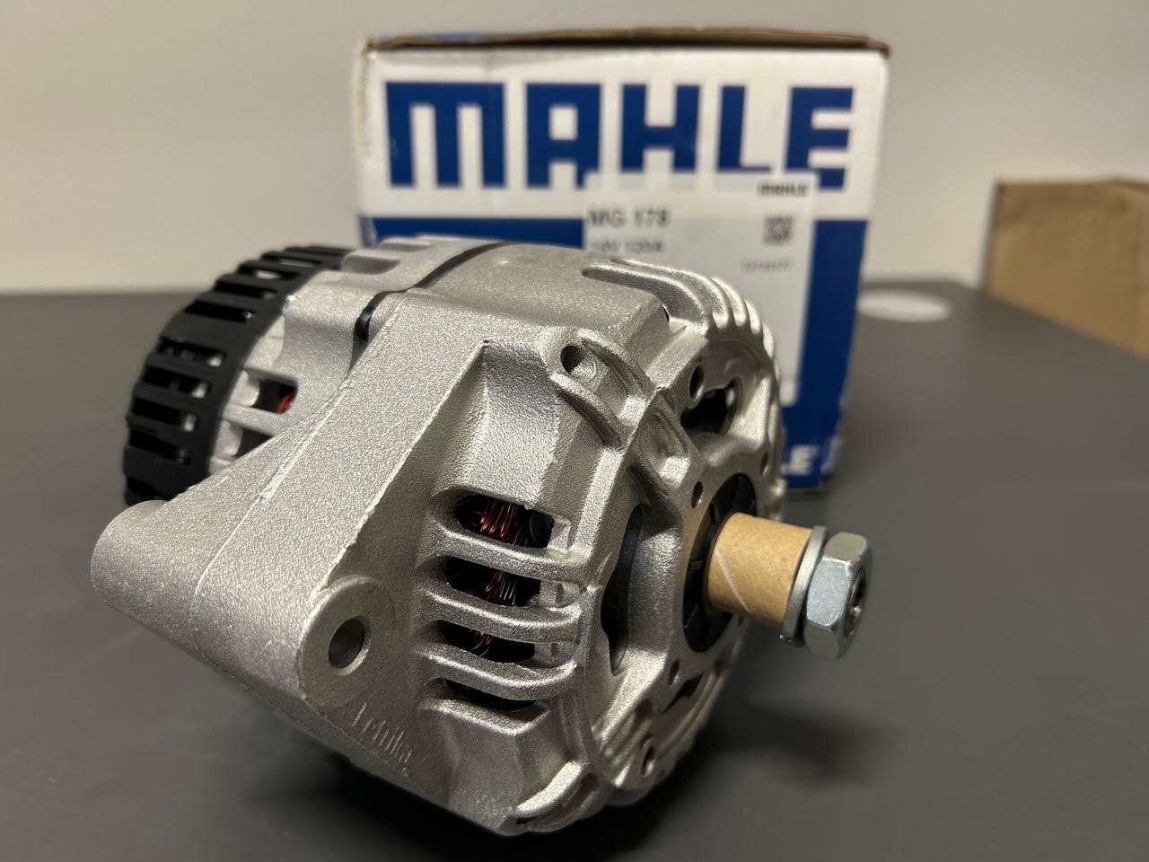 MAHLE Generator 14 V / 120 A | FINN-torget