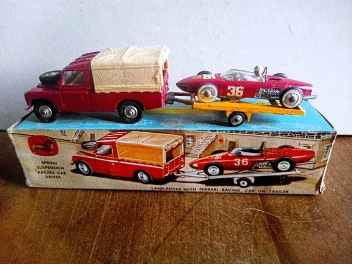 Corgi Toys - Lekebil - Land-Rover With Ferrari Racing Car On Trailer - 1960-1970 | FINN-torget
