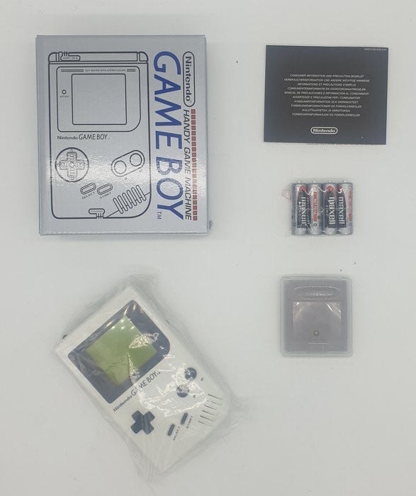 Nintendo - Gameboy Classic White DMG-01 1989 Console - new state ...