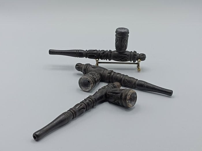 Pipe - Sett med 3 håndskårne røykepiper i ibenholt tre | FINN-torget