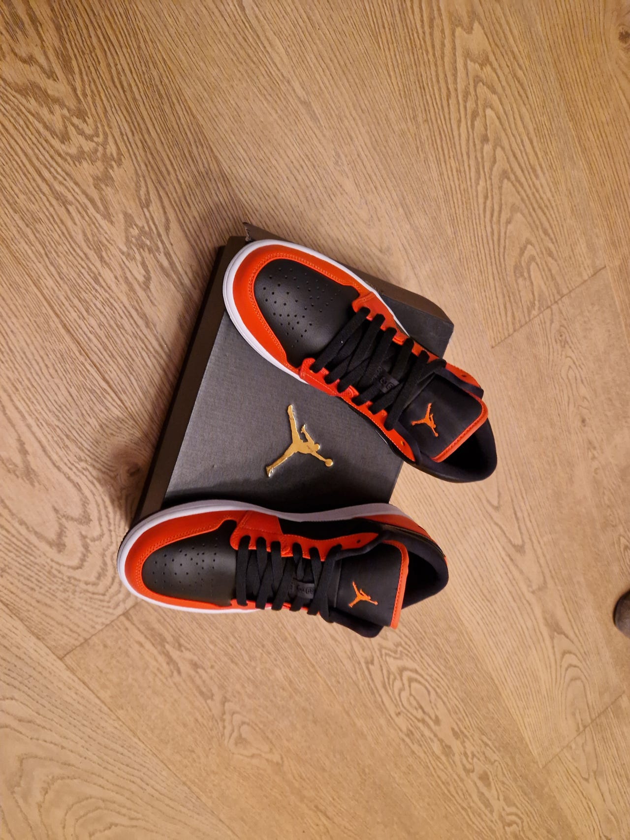 Nike Air Jordan joggesko ubrukt i eske størrelse 43 | FINN-torget