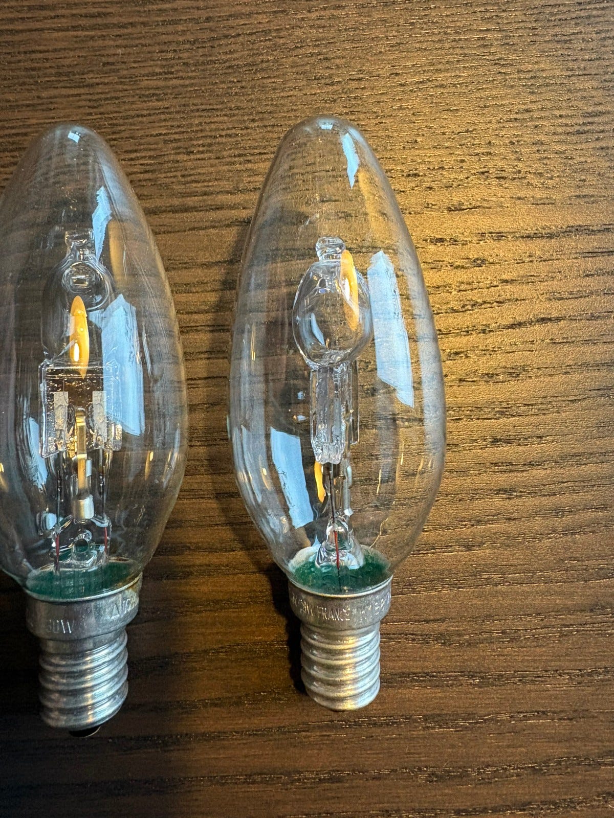 Two halogen bulbs | FINN-torget