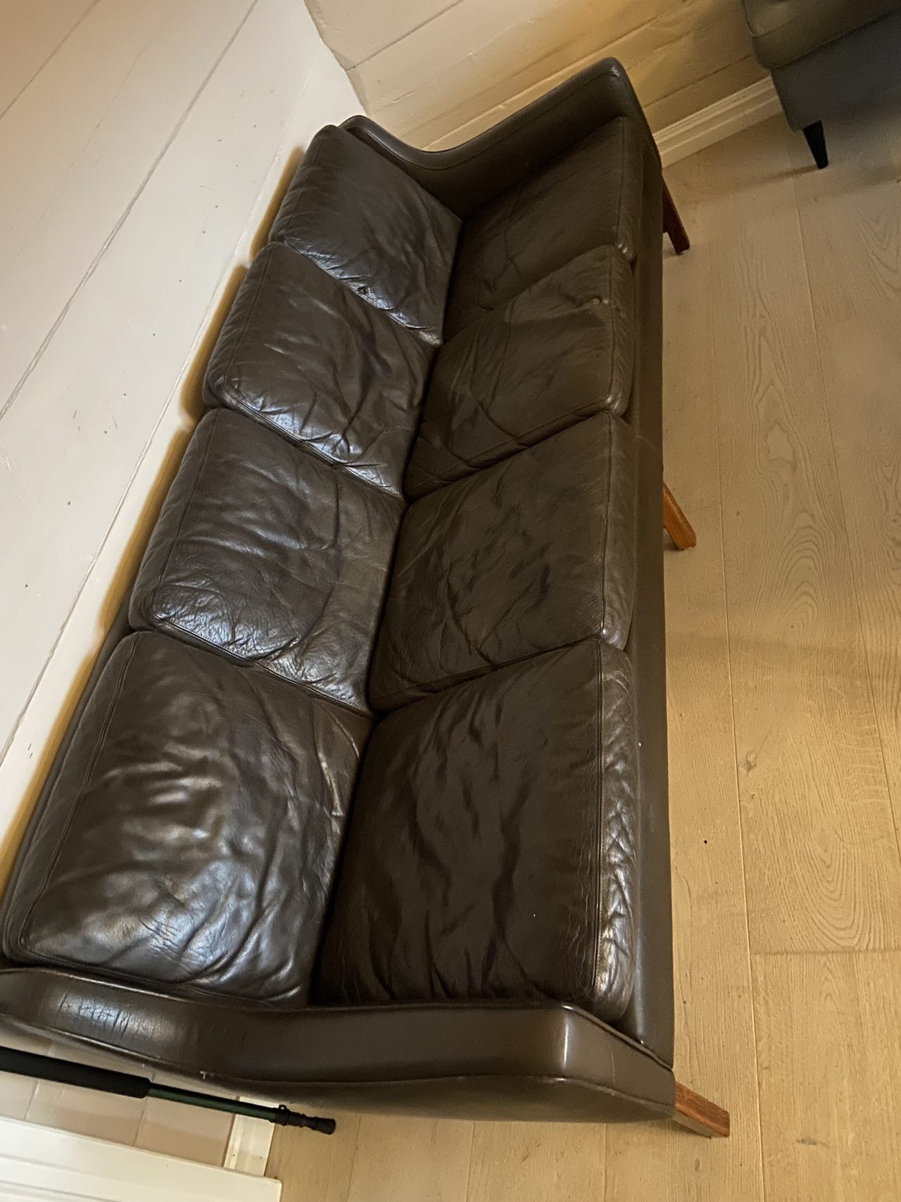 Skinnsofa Retro | FINN-torget