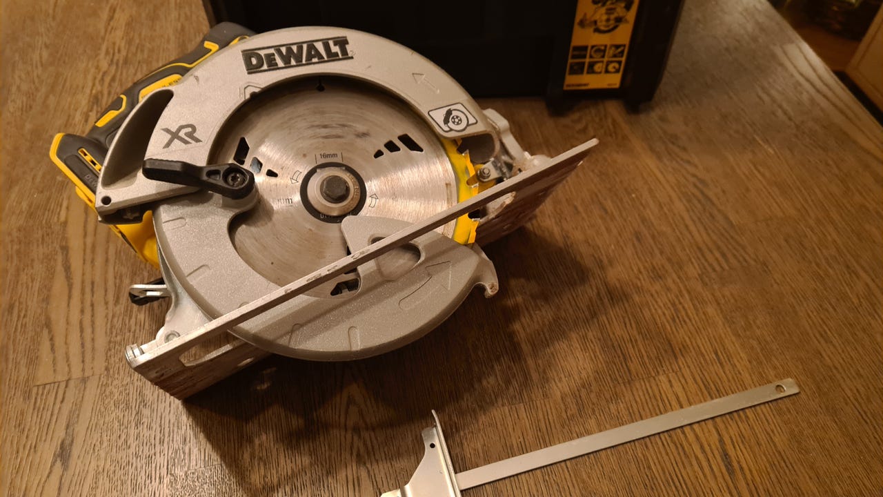 Dewalt sirkelsag DCS570 | FINN-torget