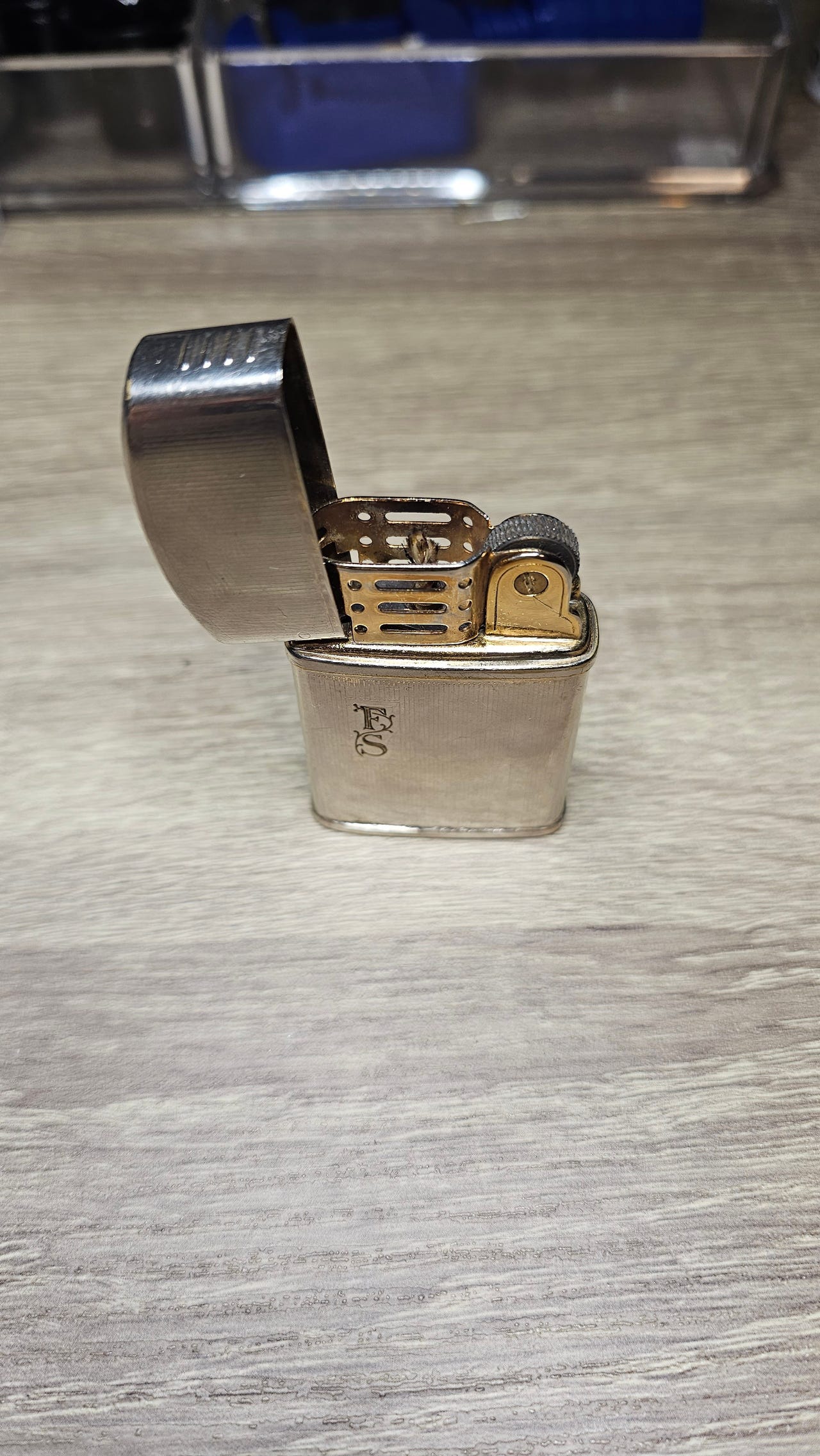 Gammel Zenith bensin lighter | FINN-torget