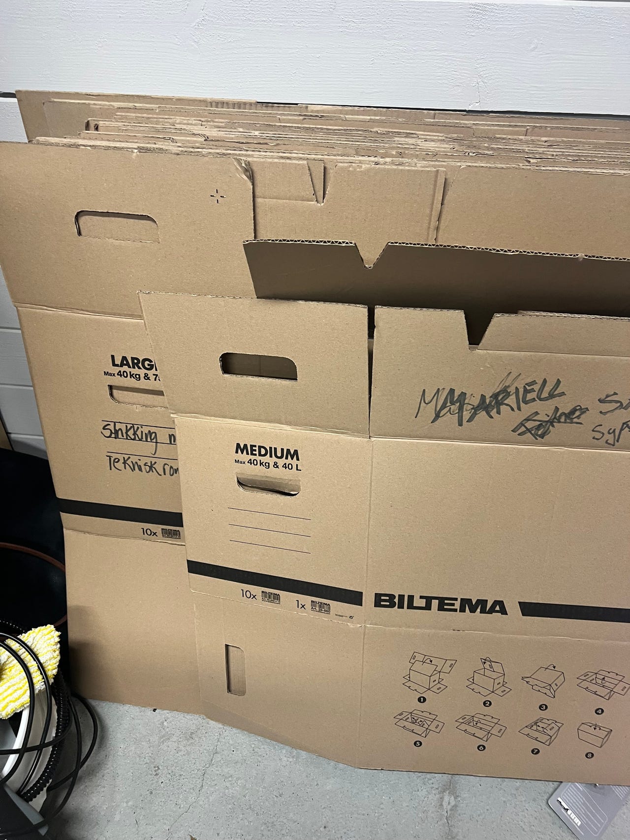 Flytteesker | FINN-torget