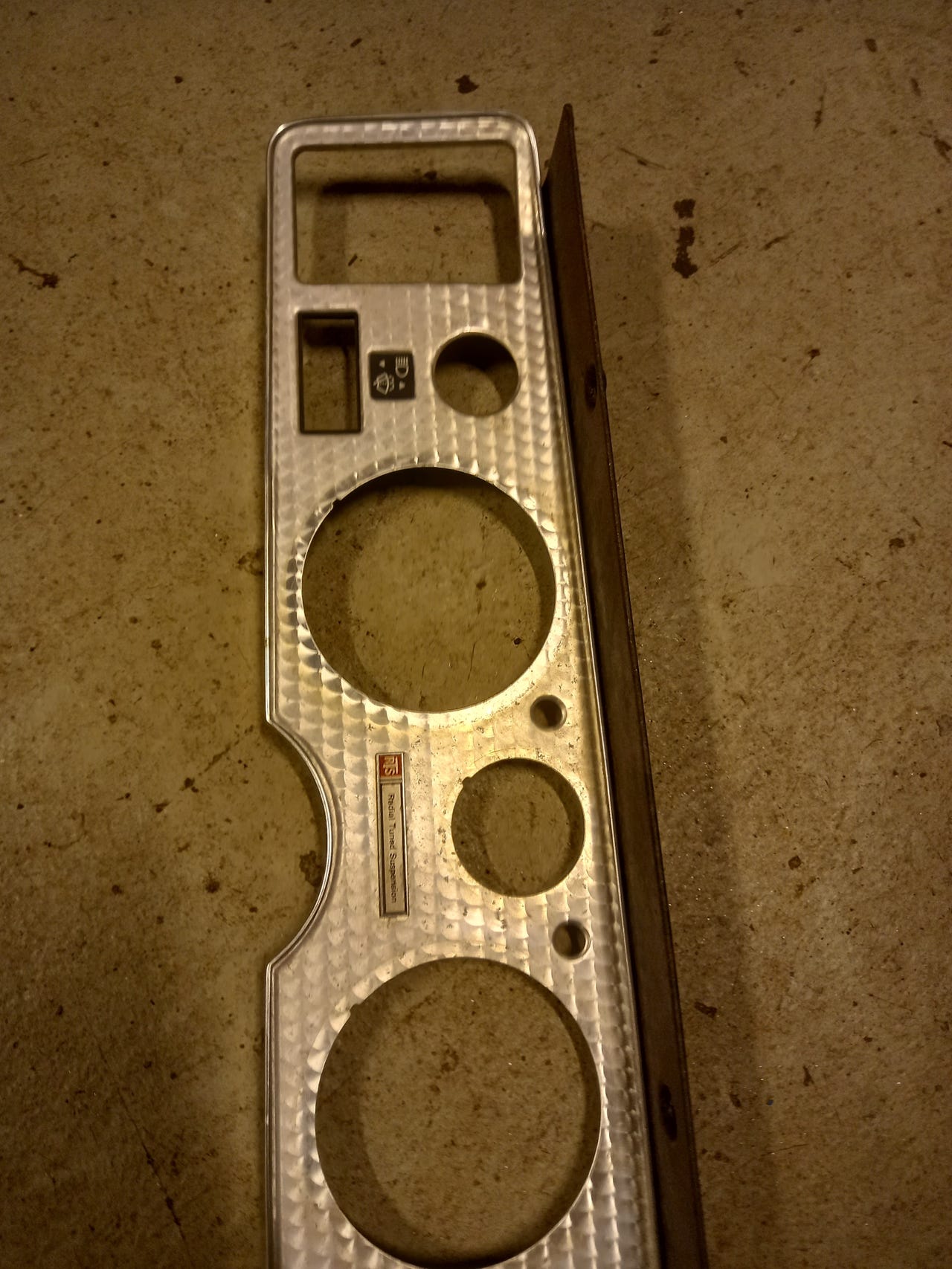 Fin aluminium dash plate firebird | FINN-torget