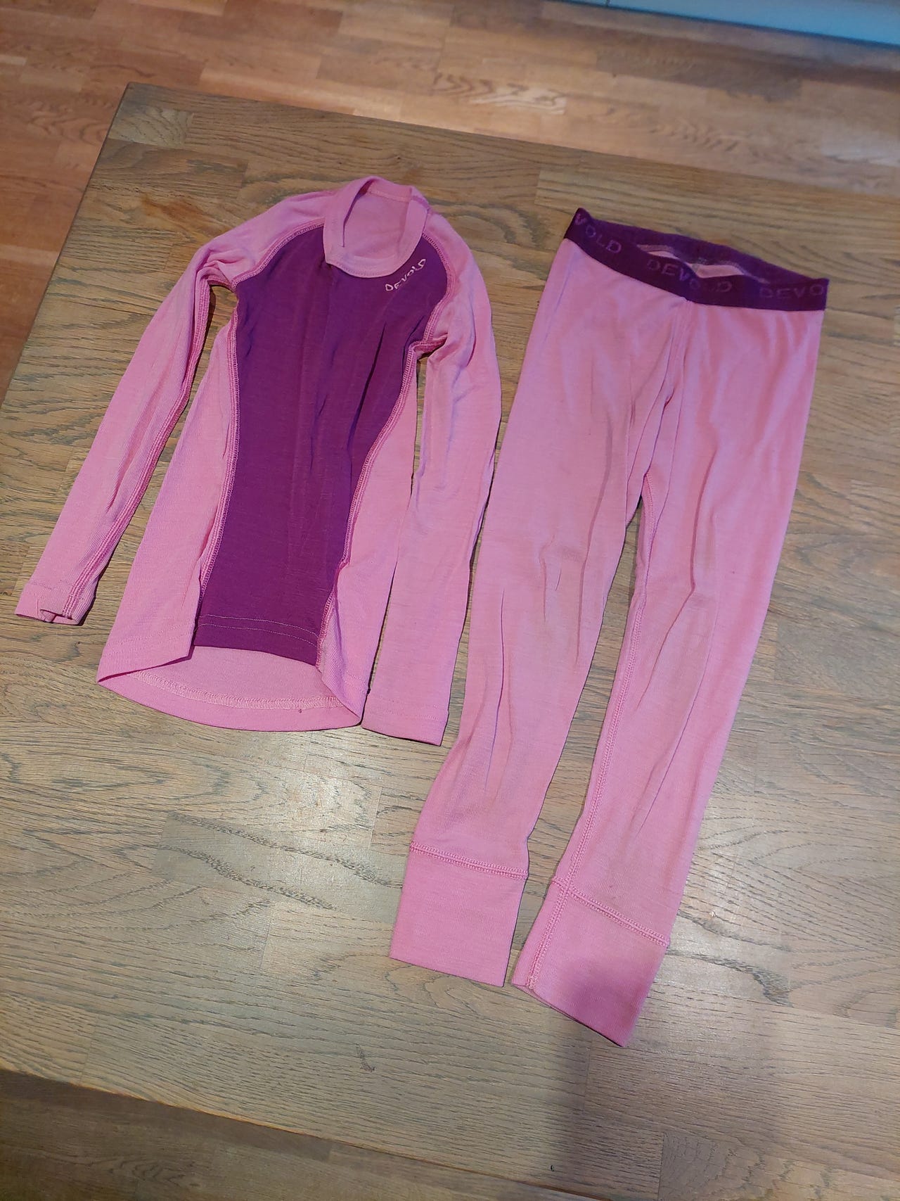 Devold 100% ull topp og ullongs til barn str 2 | FINN-torget