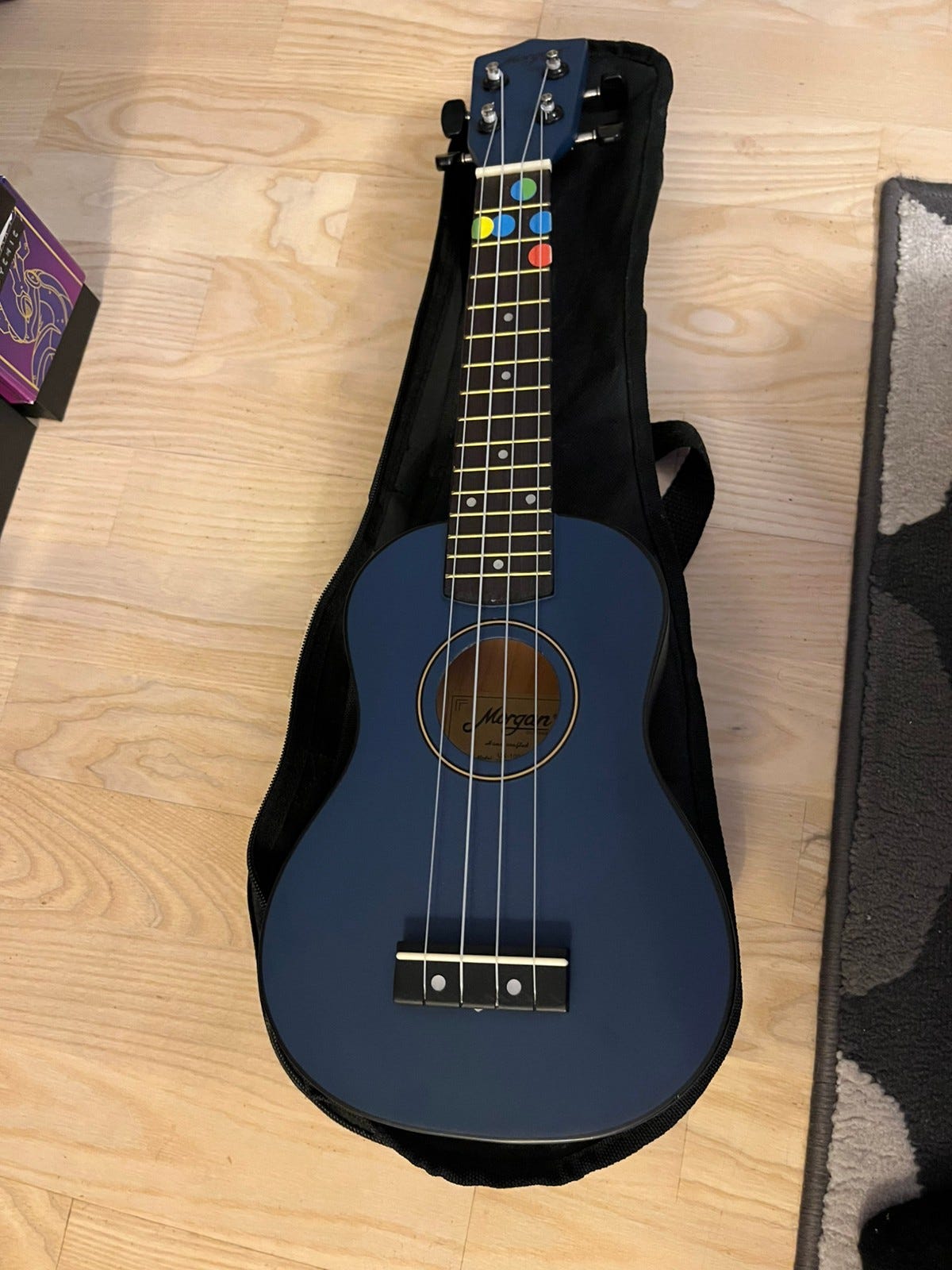 Ukulele - Morgan UK S 100 DBL W/BAG | FINN-torget