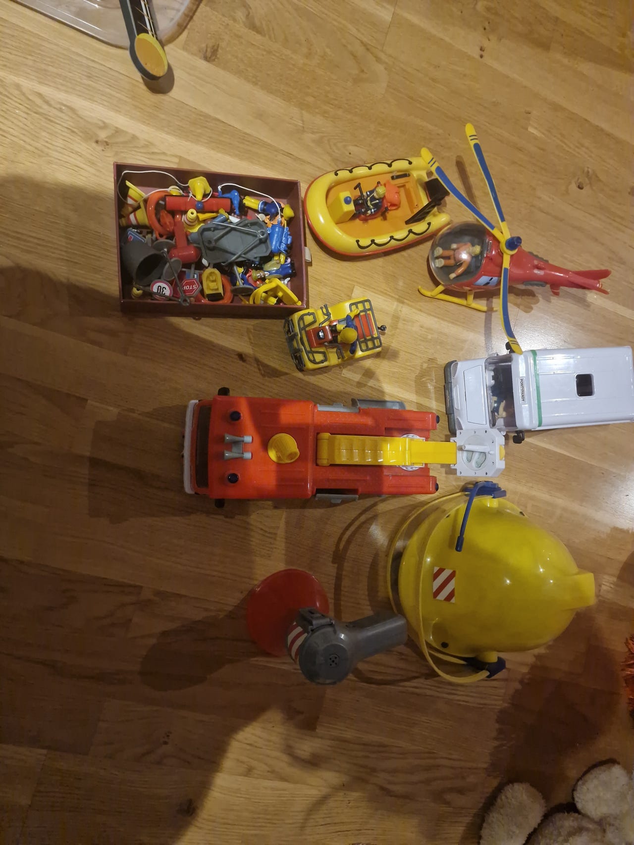 Brannmann sam stor samling | FINN-torget