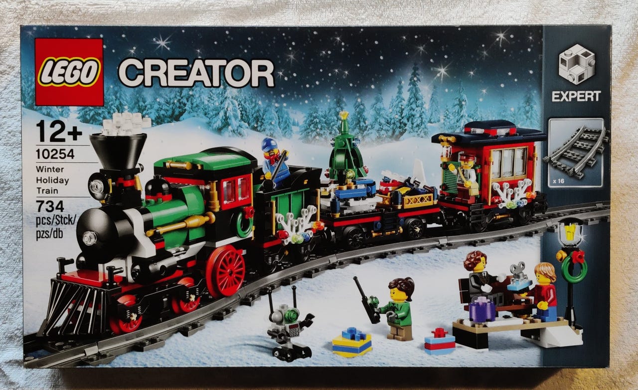 Lego 10254 Winter holiday Train | FINN-torget