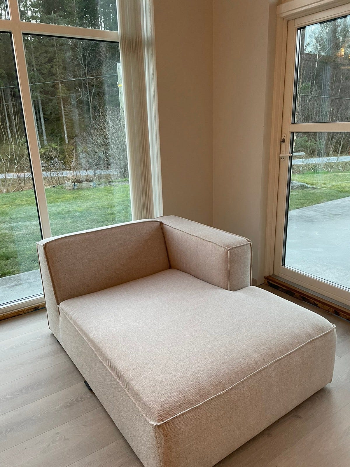 Modulsofa - Sjeselong høyre natur (Isa) | FINN-torget