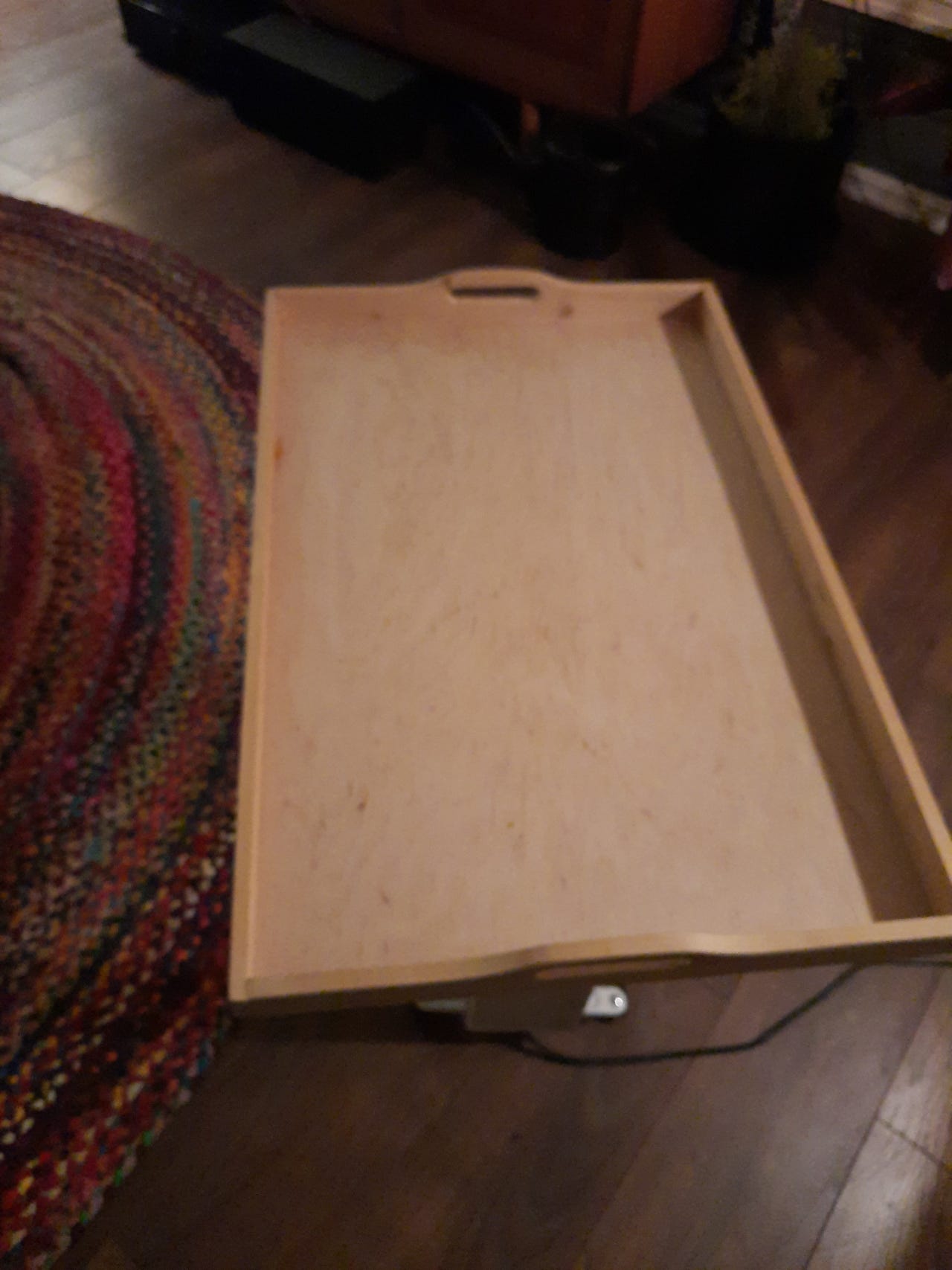 Serveringsbrett til jul!!?Flott til å frakte glass,service,plass til alt!! | FINN-torget