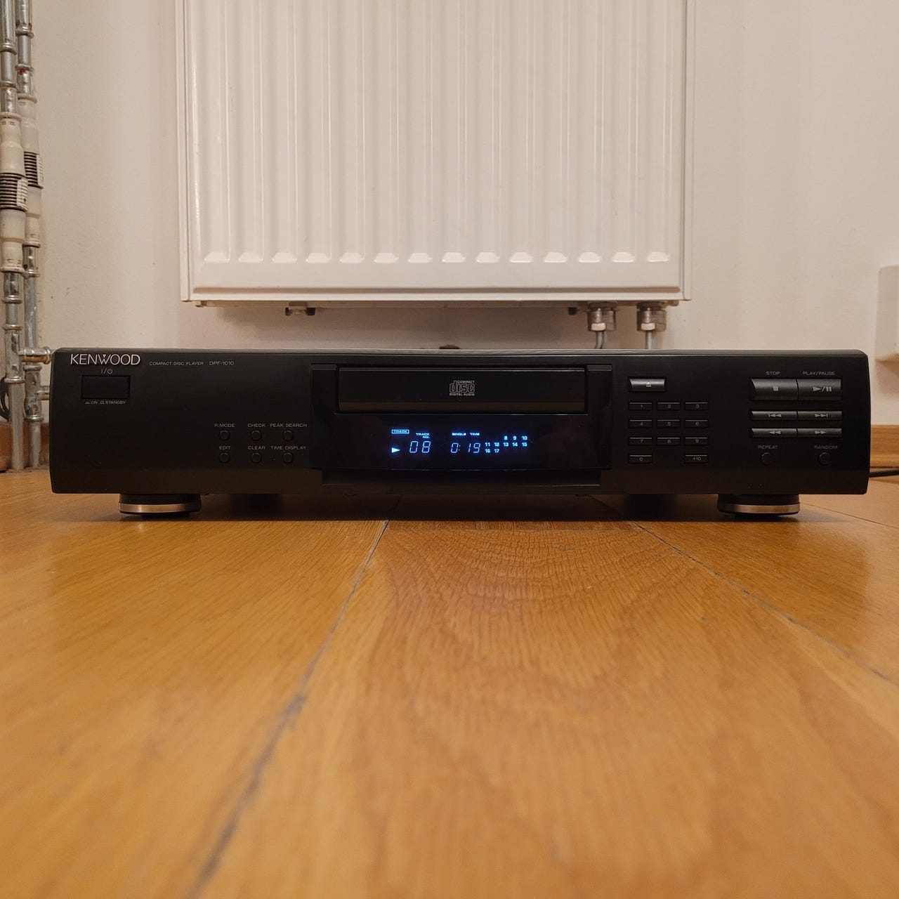 Kenwood DPF-1010 Stereo Compact Disc Player | FINN-torget