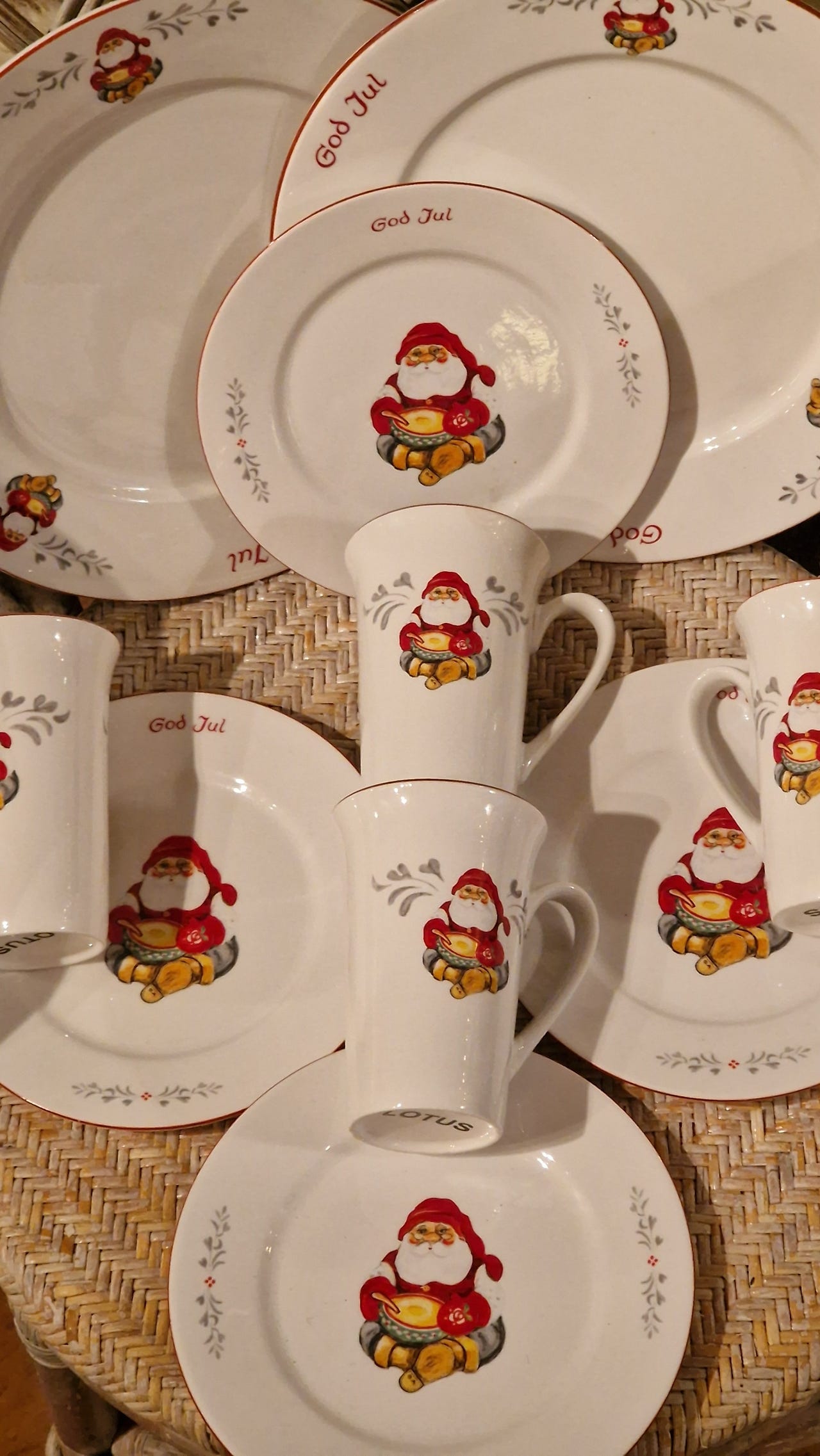 🍃♥️ 4 KRUS God Jul LOTUS JULESERVISE ♥️🍃 | FINN-torget