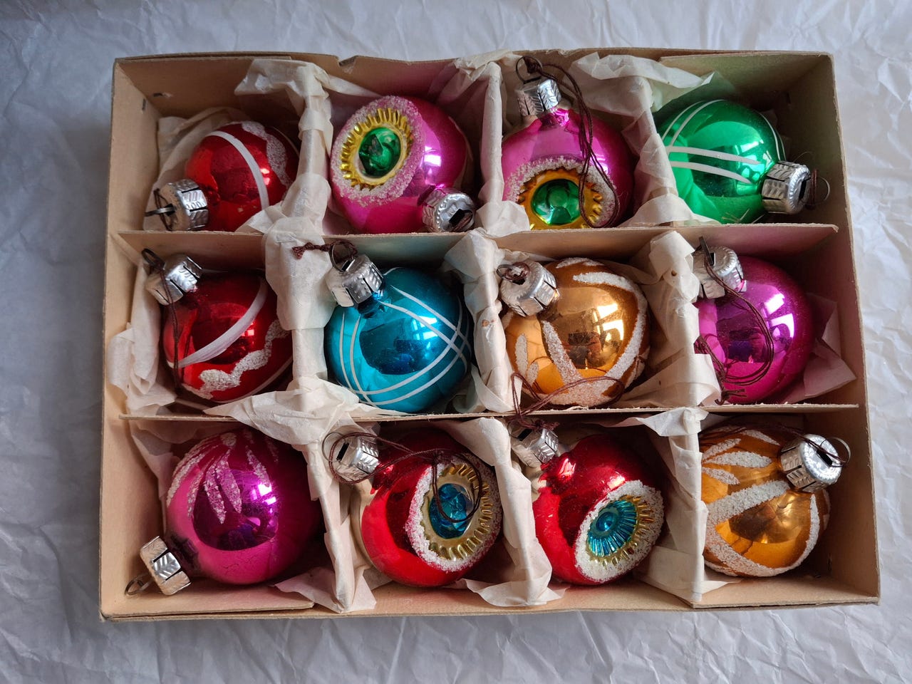 Gamle julekuler I glass | FINN-torget