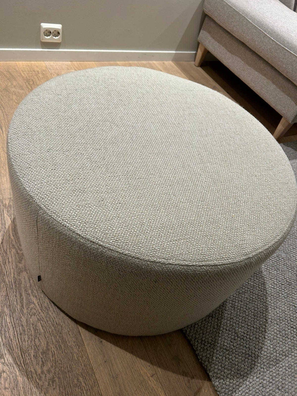 Zyl puff fra Bolia | FINN-torget