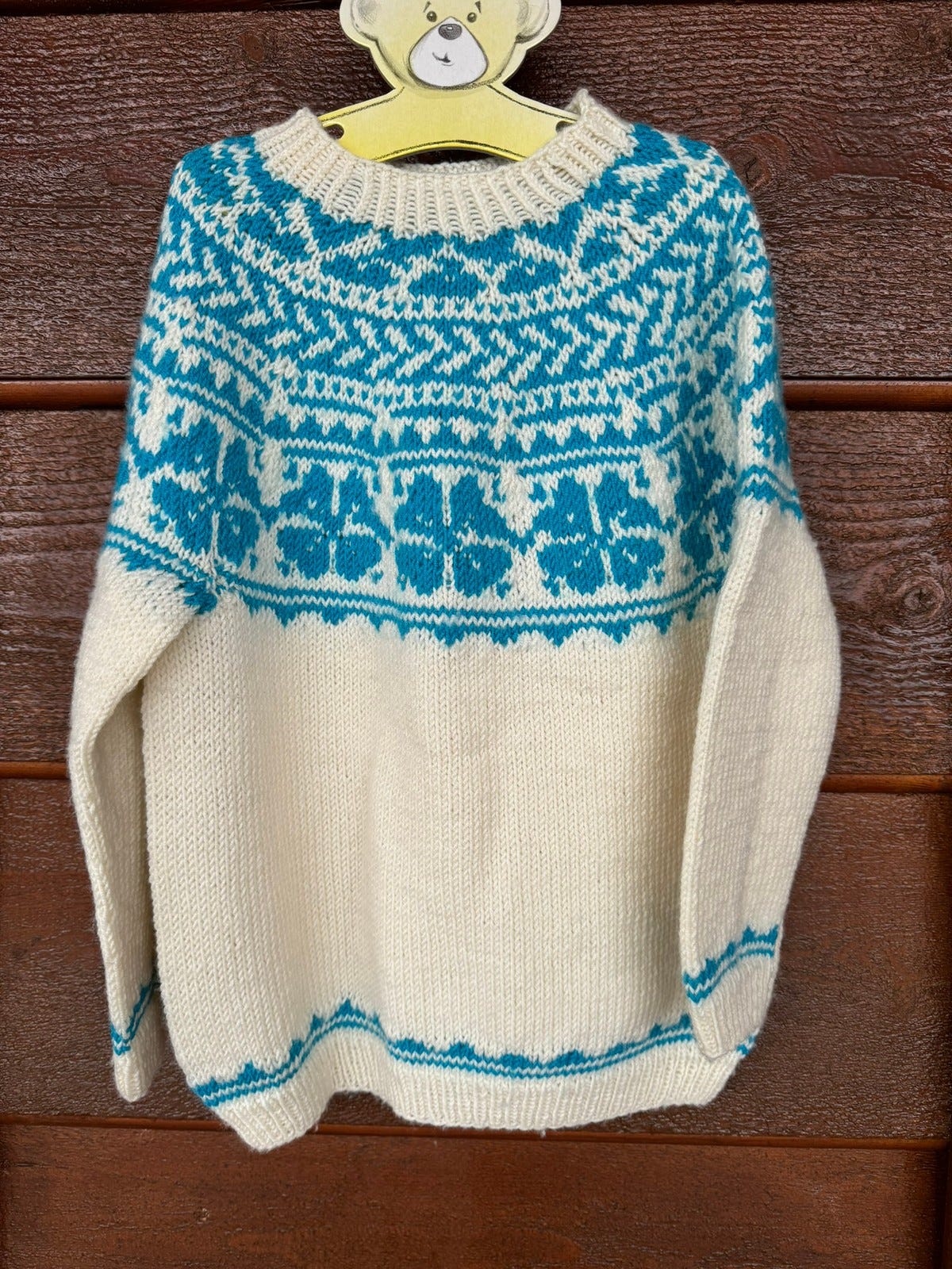 Hjemmestrikket sett i Merinoull passer både gutt og jente. Str 2 år. | FINN-torget