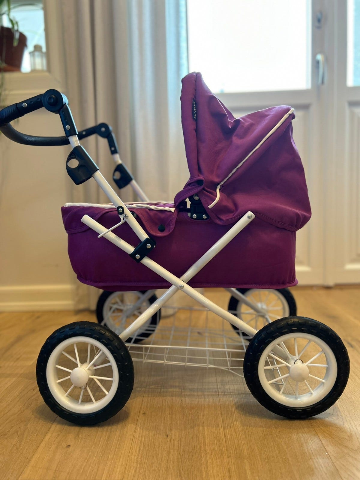 Britas Dukkevogn | FINN-torget