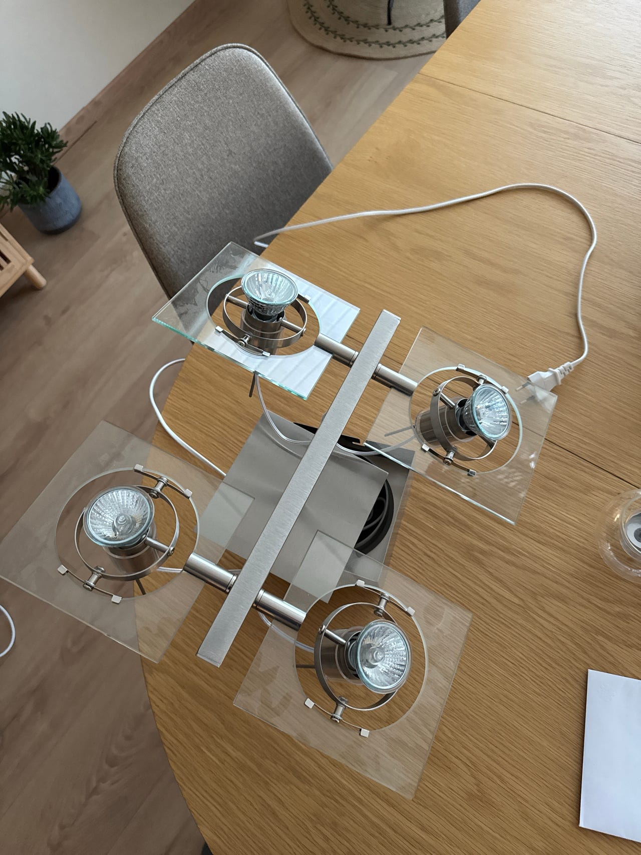 IKEA Fuga Taklampe gis bort | FINN-torget