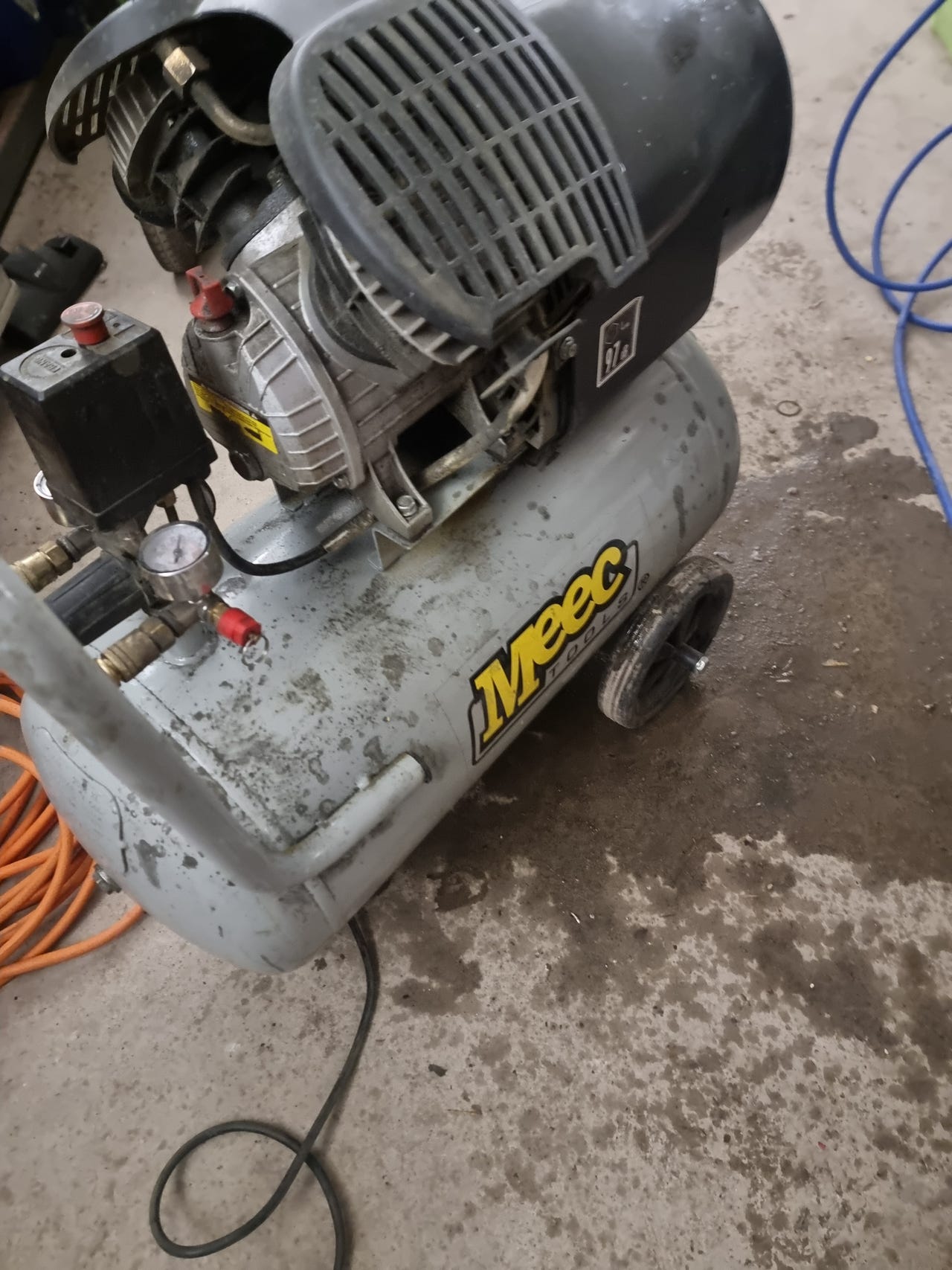 Meec tools 50L kompressor | FINN-torget