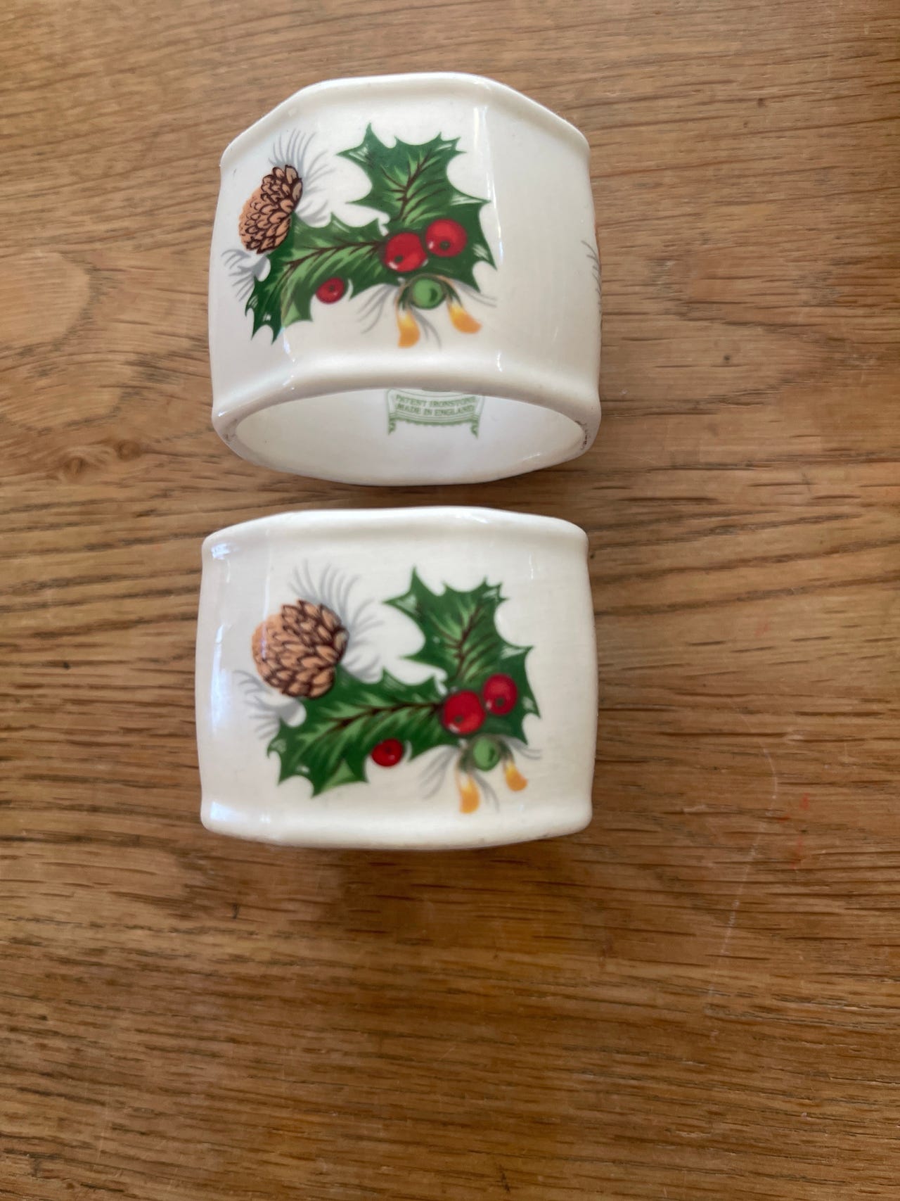 MASONS 2 jule serviett ringer selges samlet for 50 | FINN-torget