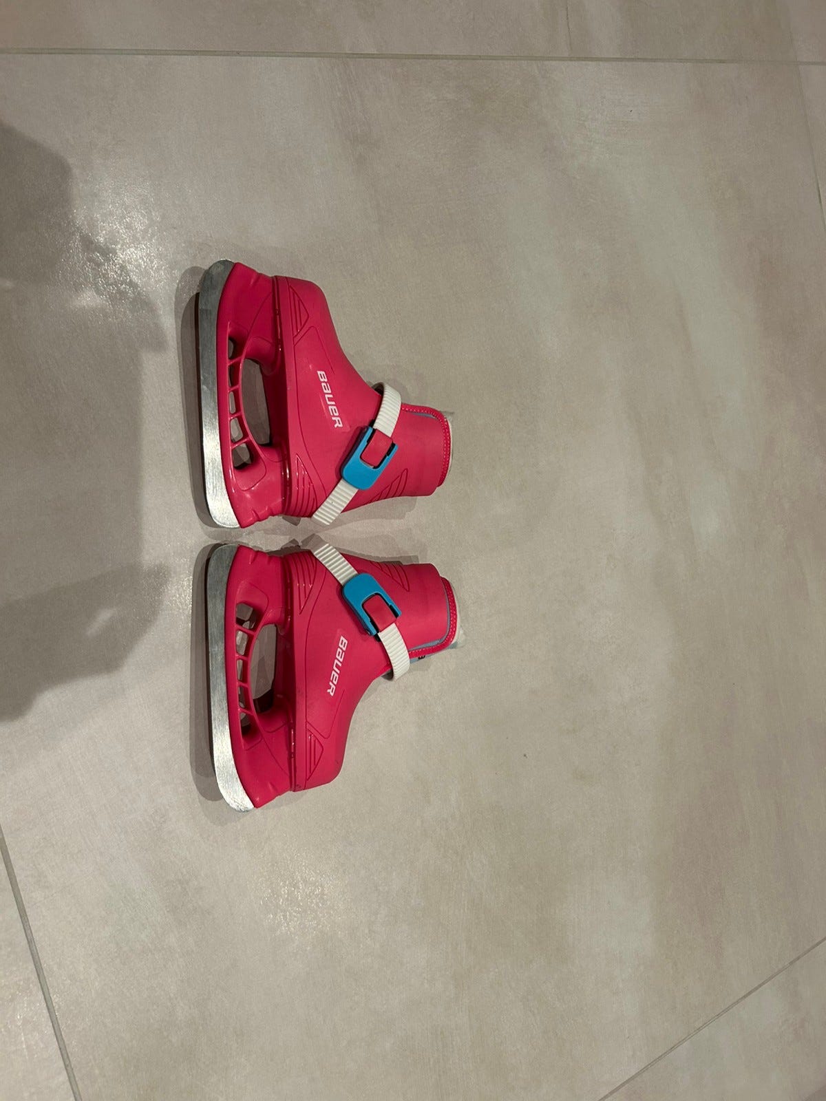 Rosa Bauer skøyter barn str 25 | FINN-torget