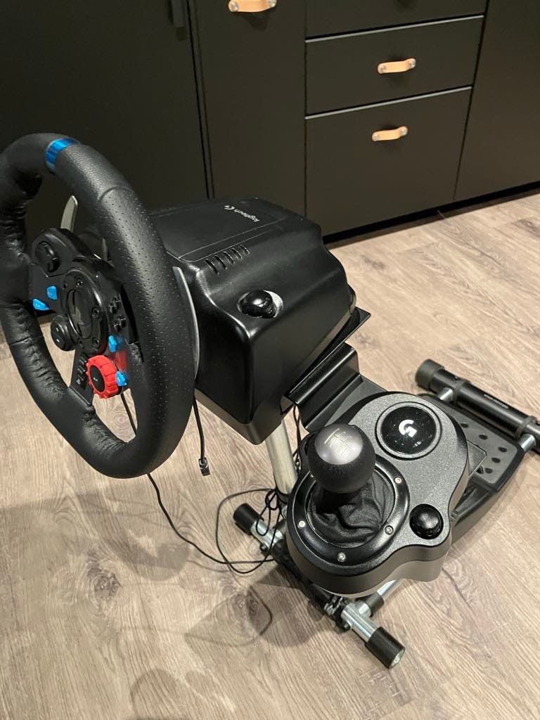 Logitech G29 Driving Force racerratt | FINN-torget
