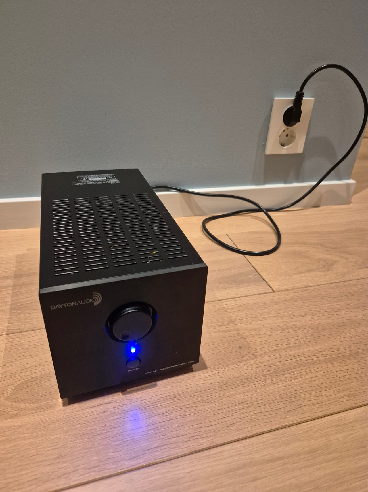 Dayton Audio APA150 - forsterker (mono/stereo med crossover). | FINN-torget