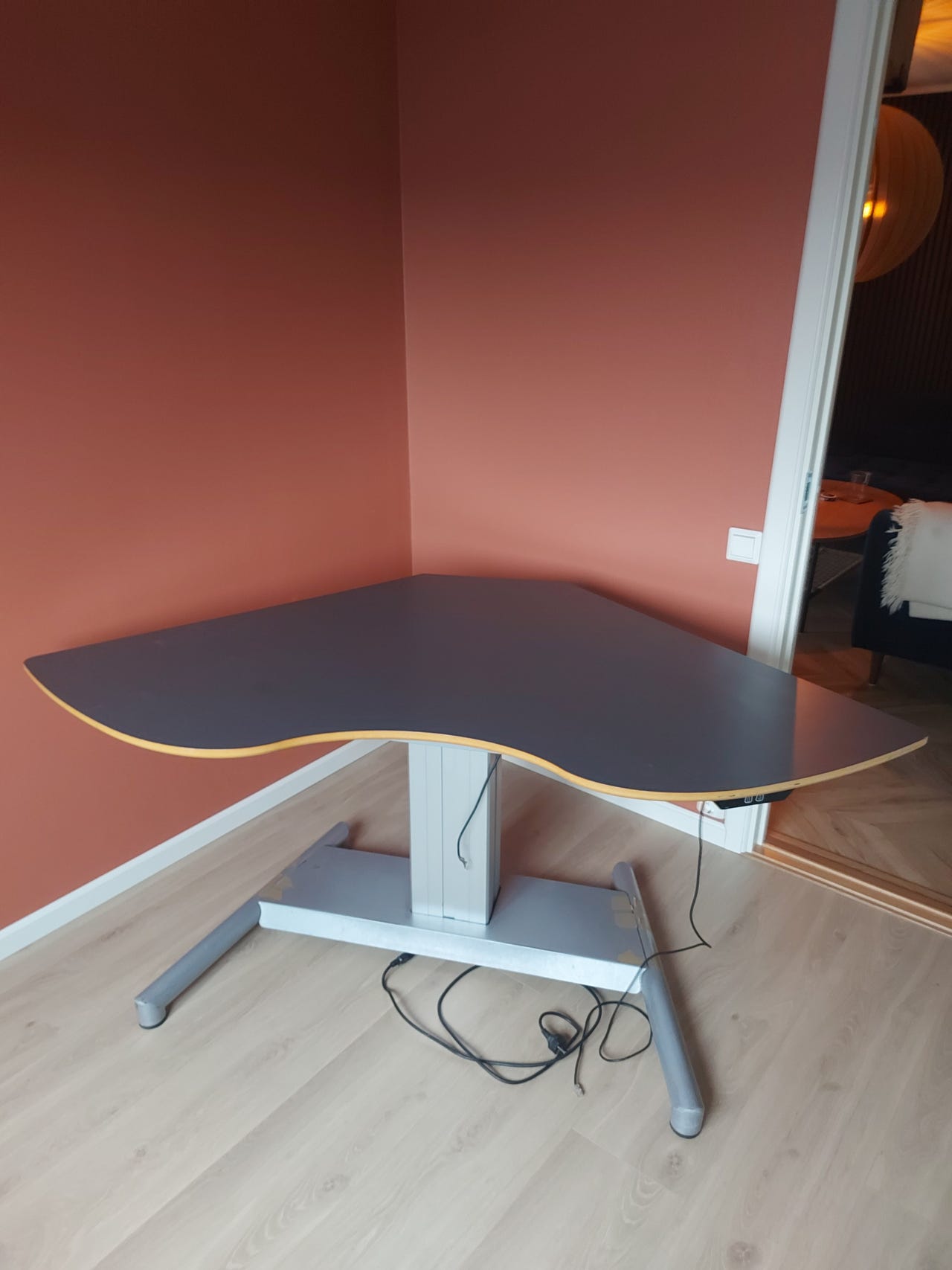Linak desk lift 2 Hev/senk skrivebord | FINN-torget