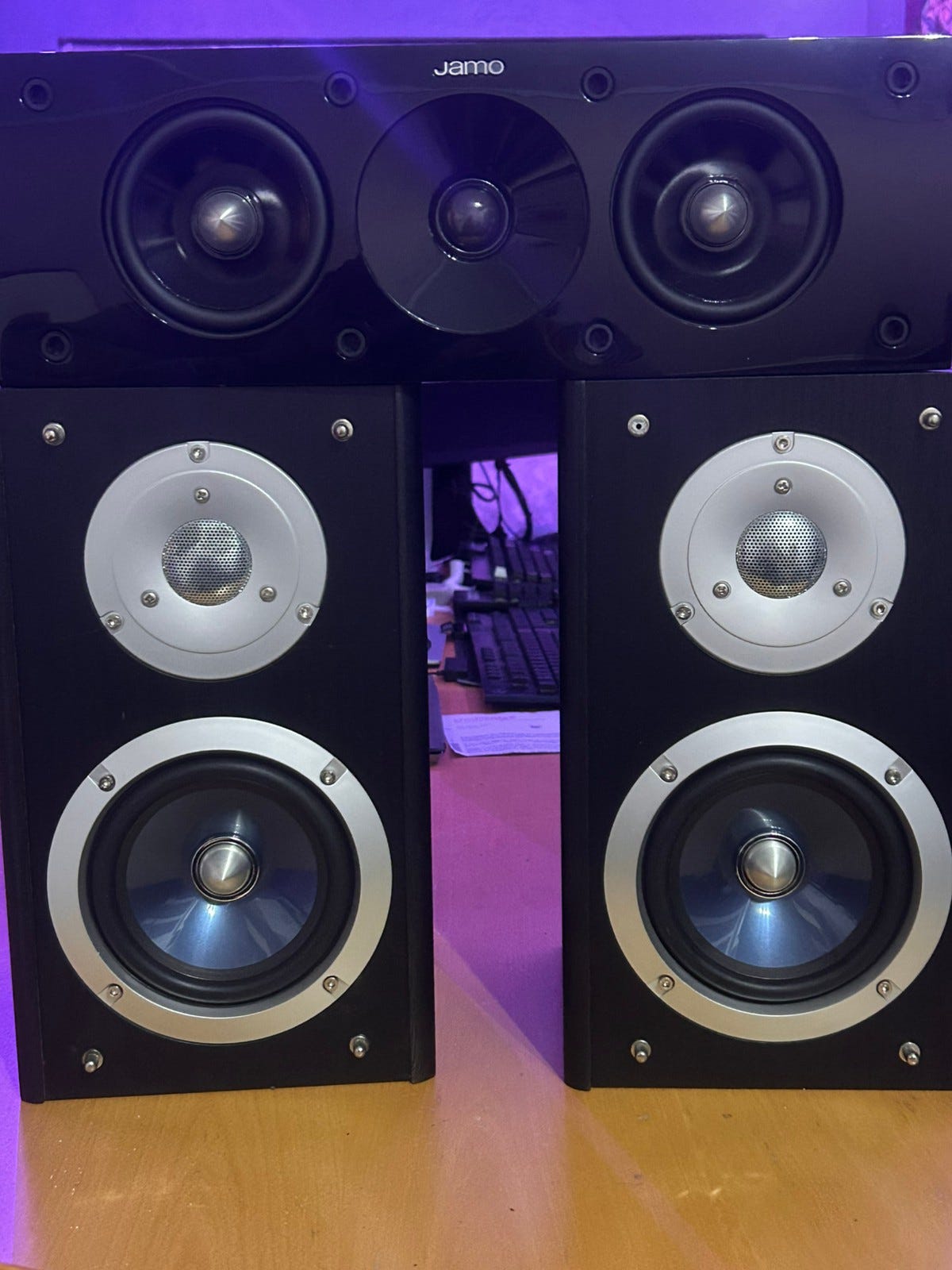 2x Pure Acoustics XTI100S 1x Jamo S60 cen | FINN-torget