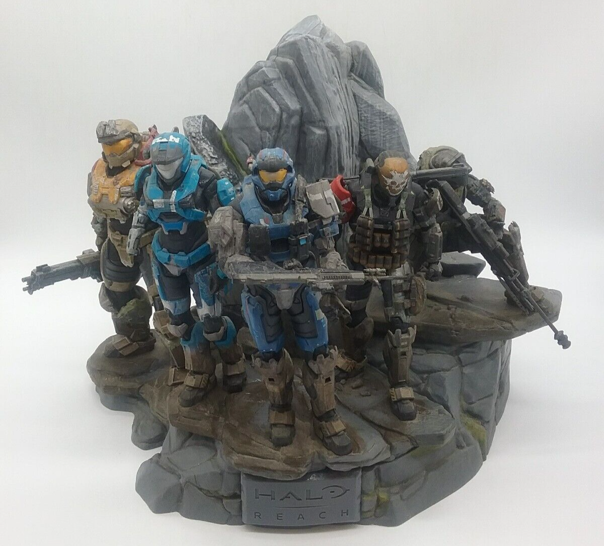 Halo reach noble team statue store