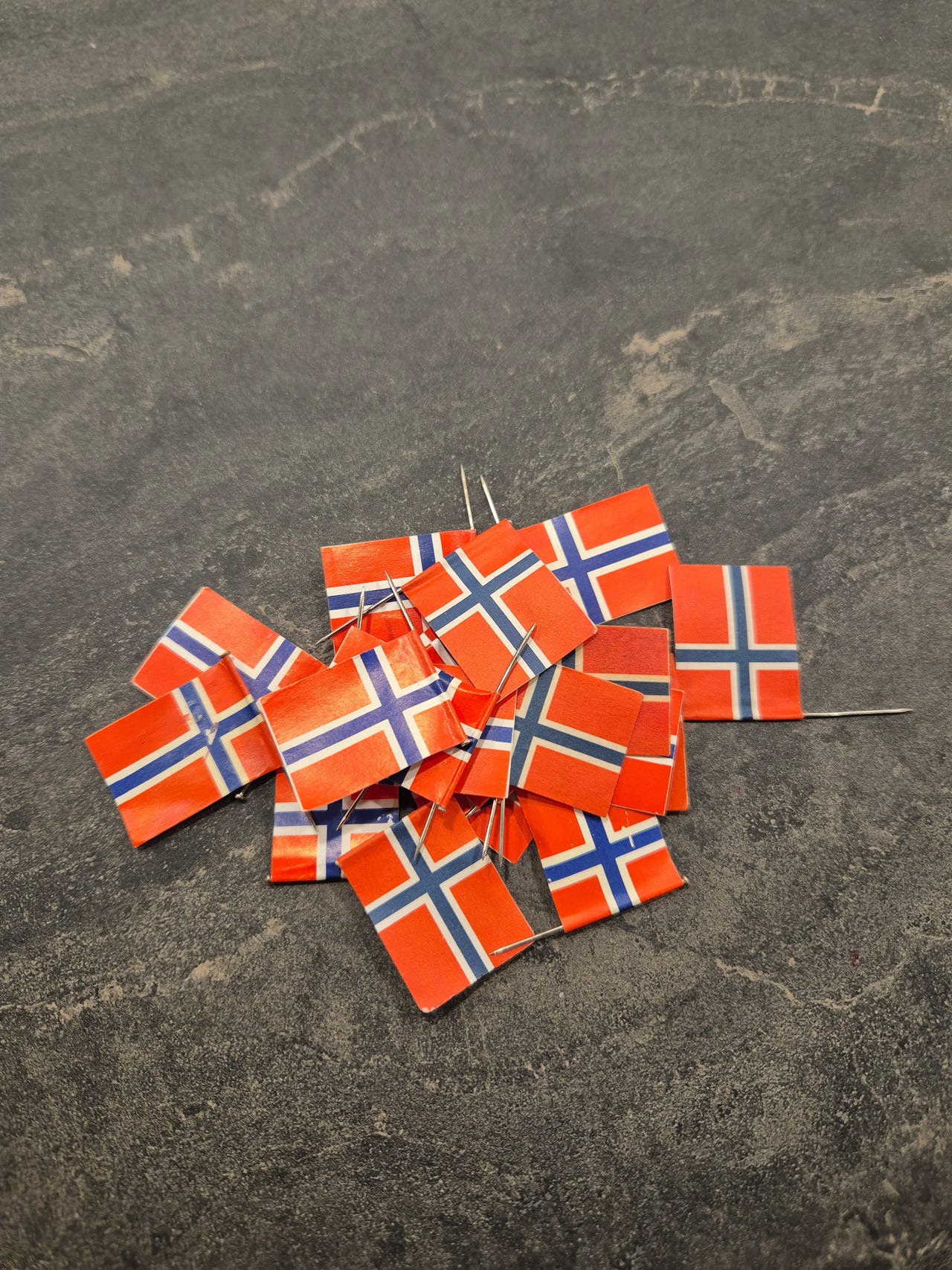 20 x Små Gamle Flagg Norsk Norgeflagg Retro Vintage Julepynt Juletre 17 ...