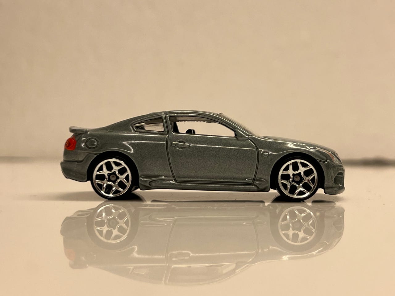 2013 Hot Wheels Infinity G37 - Multipack Exclusive - x6999 | FINN-torget