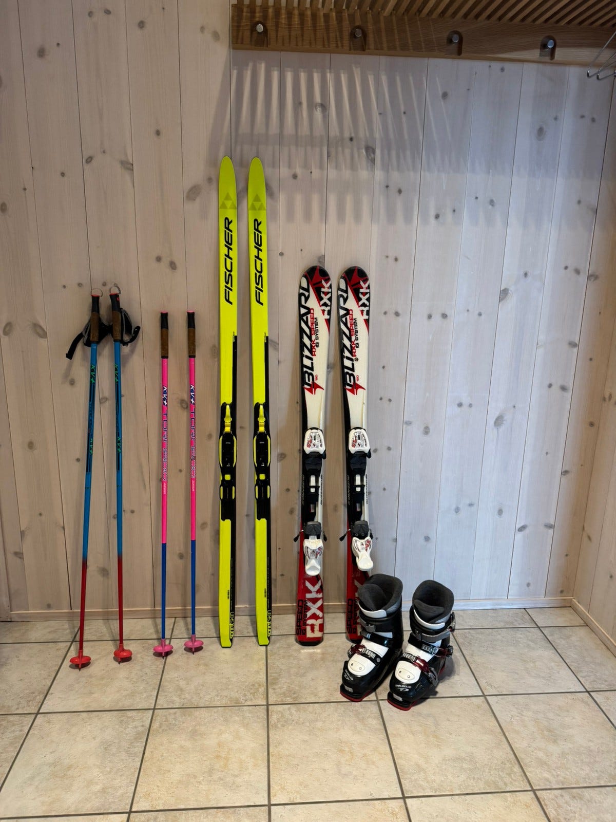 Langrennski, alpinski, staver og støvler | FINN-torget