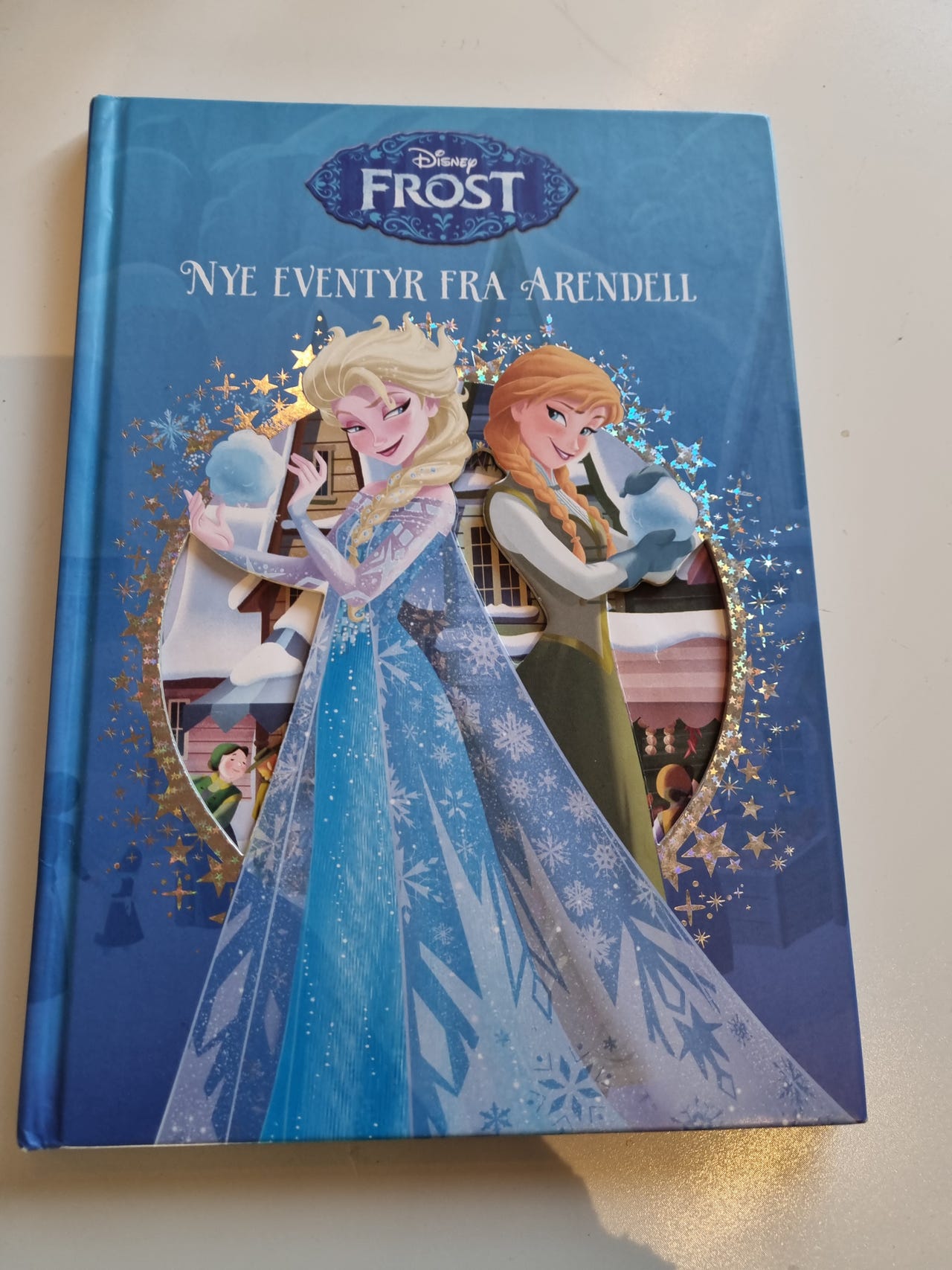 Disney Frost - Nye eventyr fra Arendell, 2 fine historier i boka ...