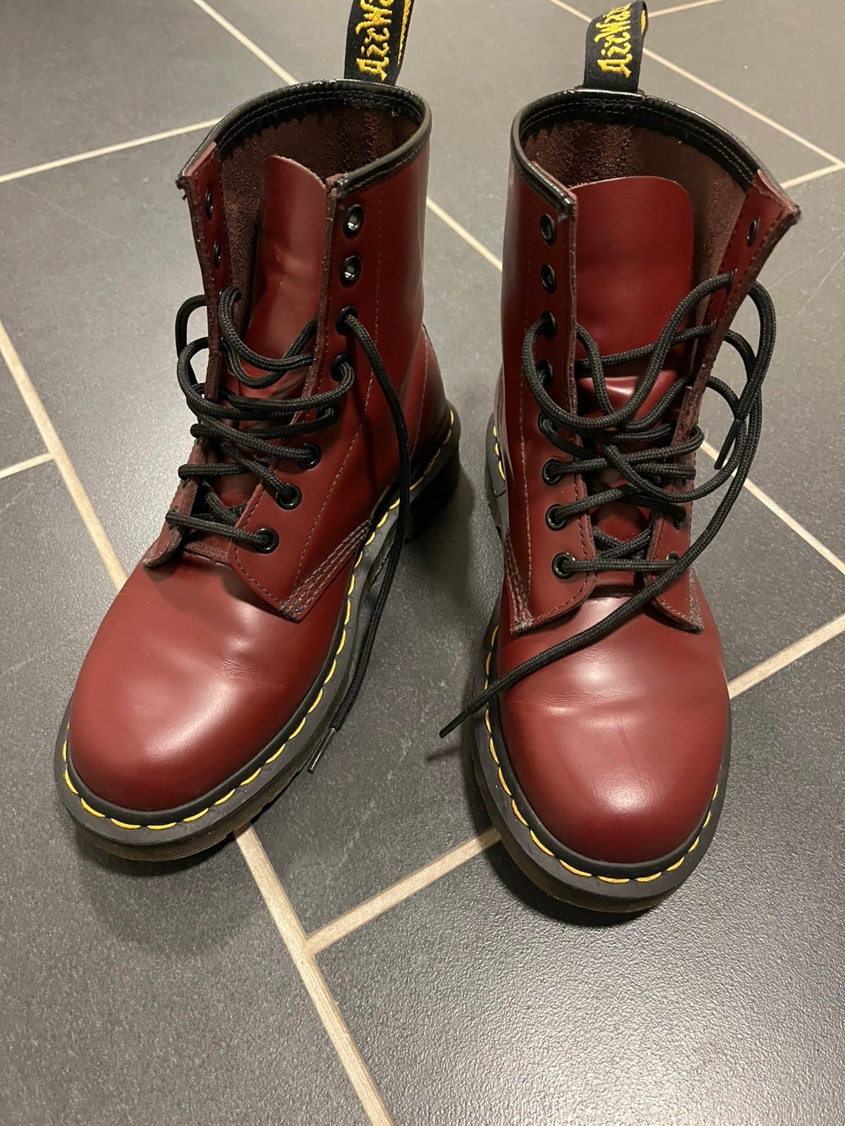 Dr. Martens sko | FINN-torget