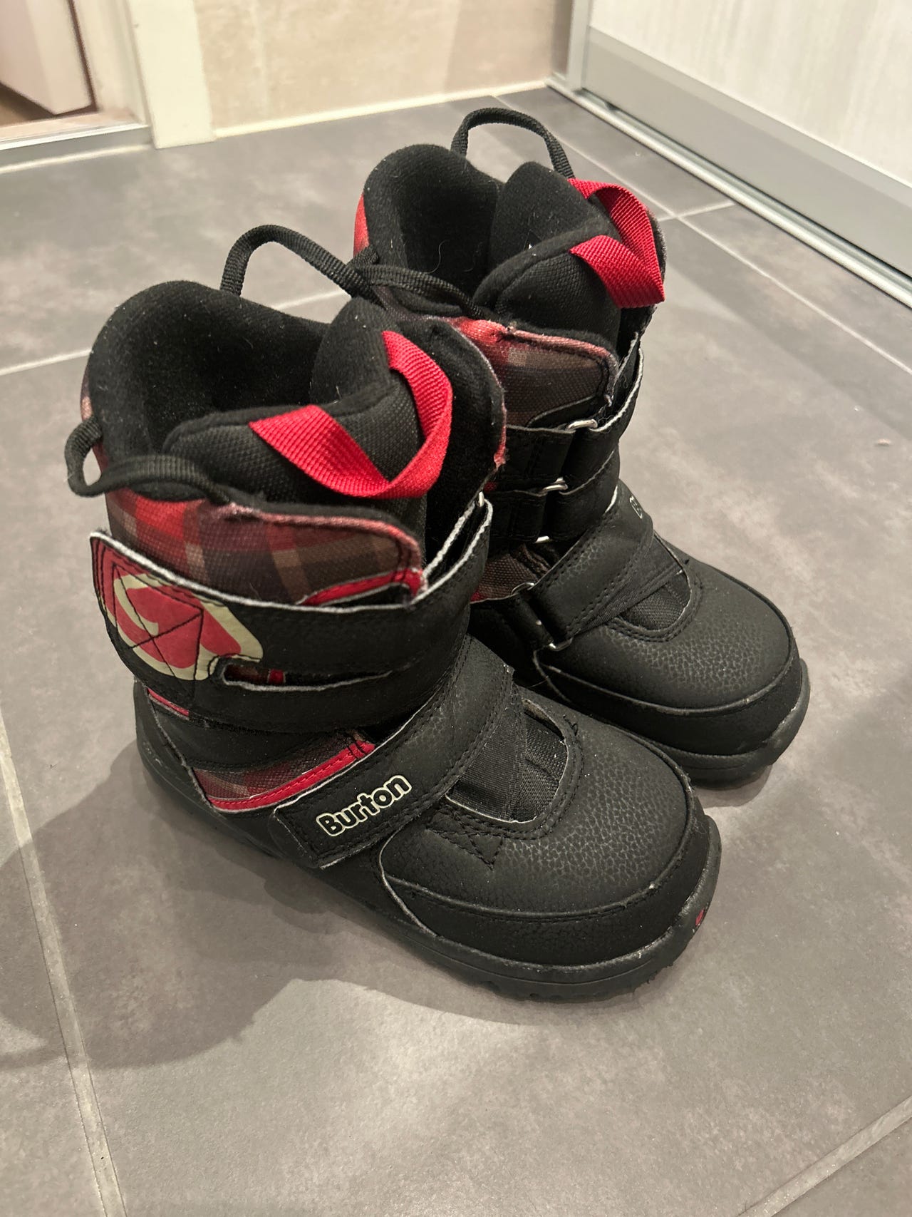 Burton snowboardsko str. 33 | FINN-torget