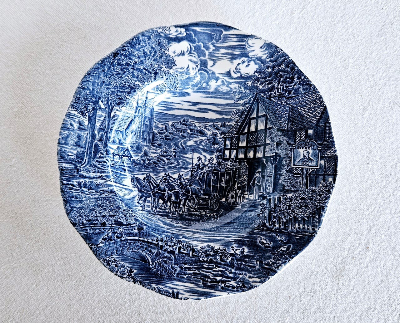 Dickens Coaching Days. Wedgwood | FINN-torget