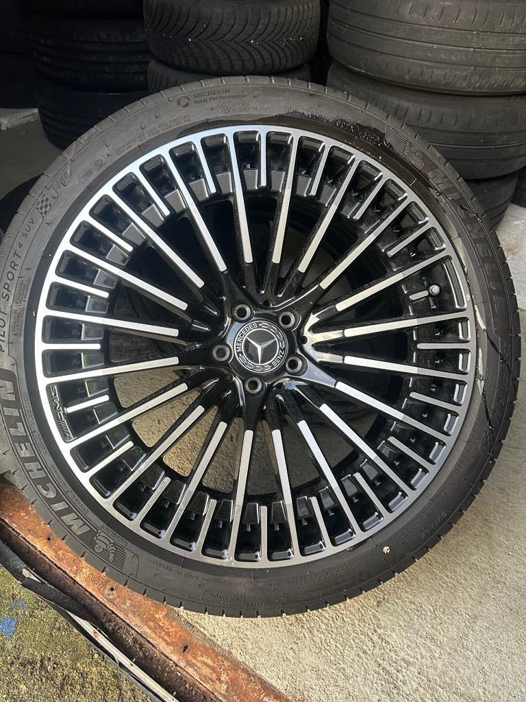 Mercedes EQC AMG felger | FINN-torget