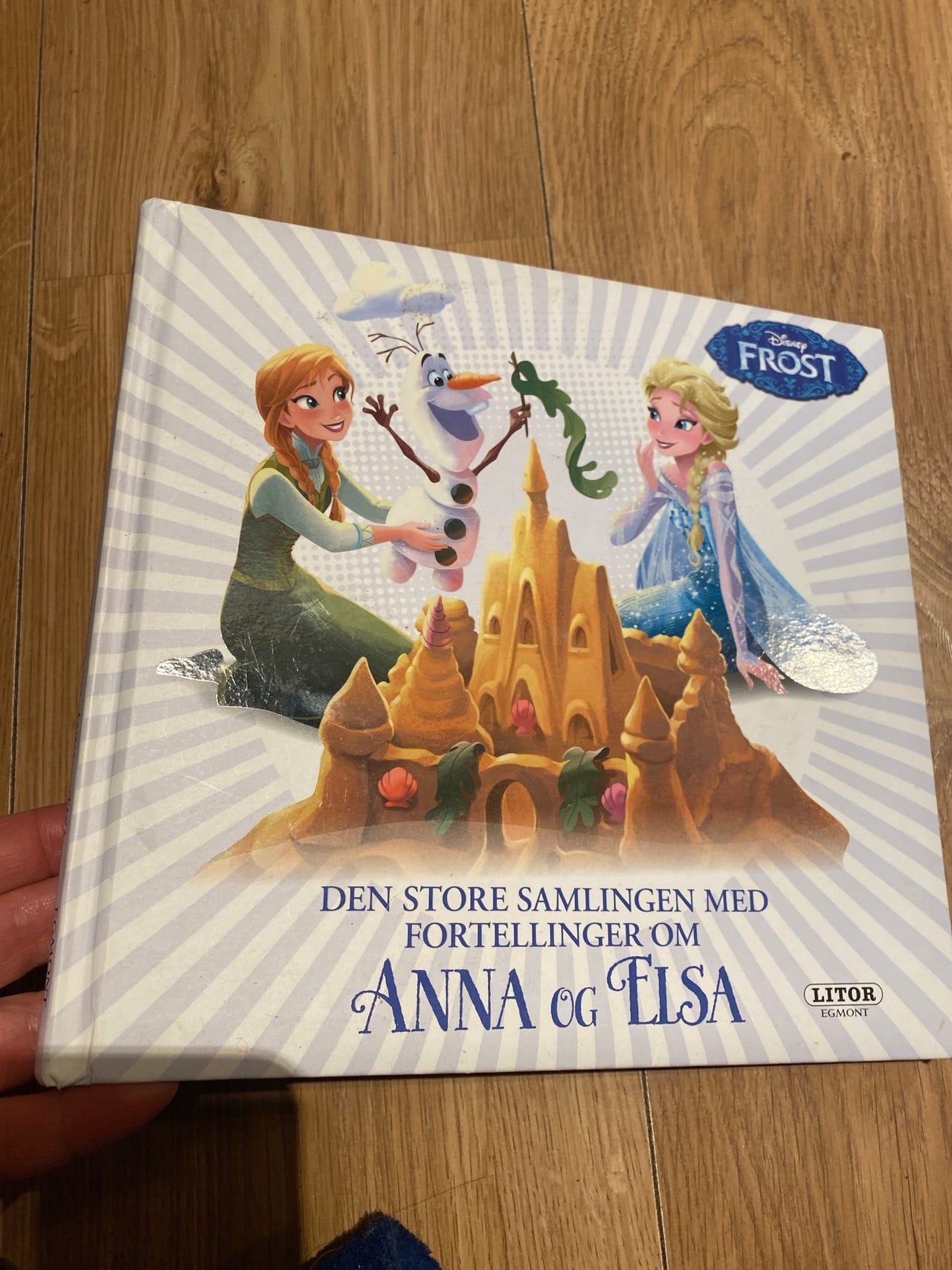 Barnebok. FROZEN. Anna og Elsa. | FINN-torget